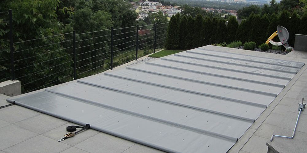 Witterungsstabile Winter Abdeckung für Ihren Pool